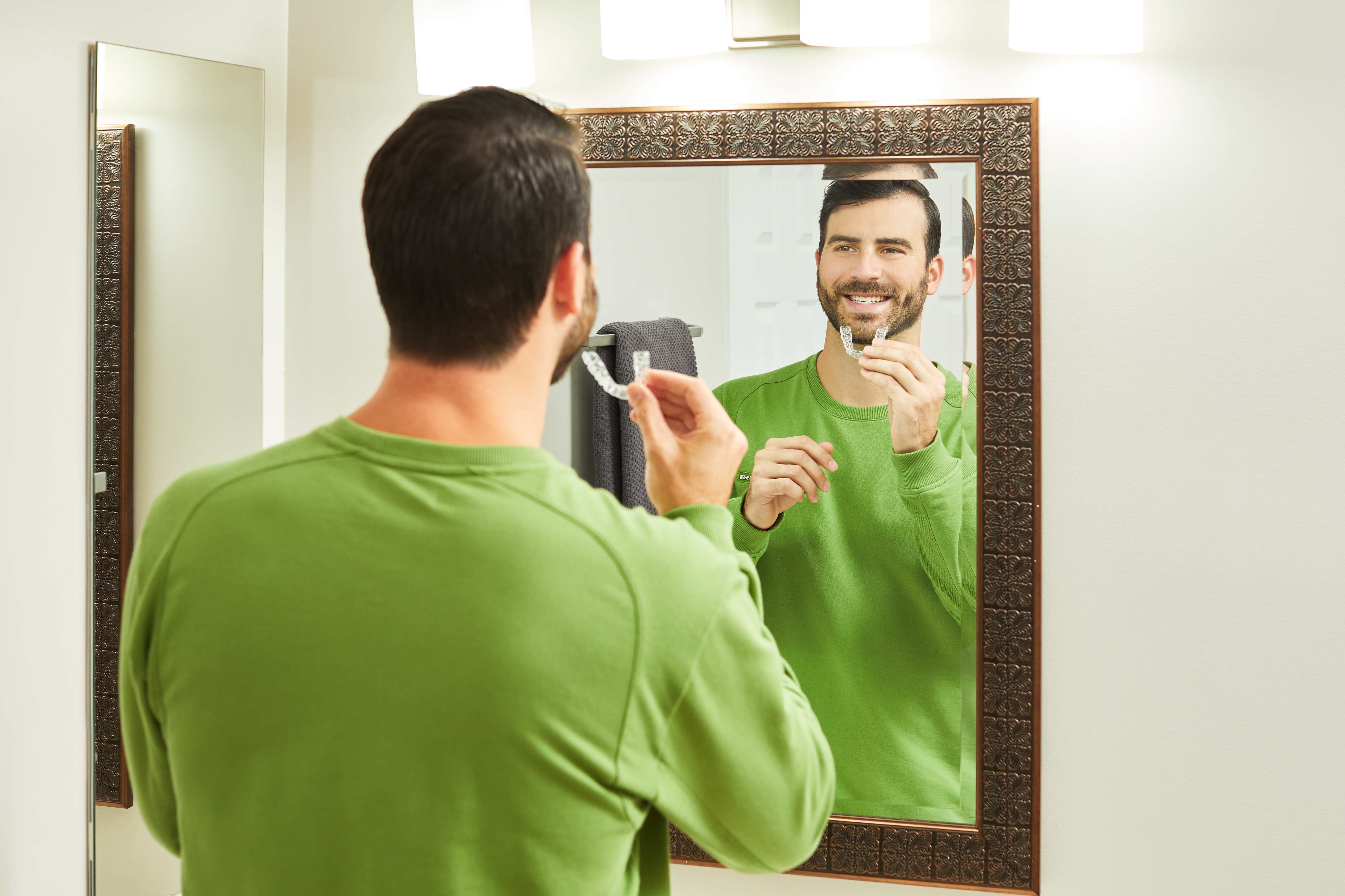 SureSmile® Retainers: diseñados para mantener los dientes en su sitio*